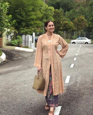 6 Types of Modern Kebaya — The Most Popular Indonesian Traditional ...