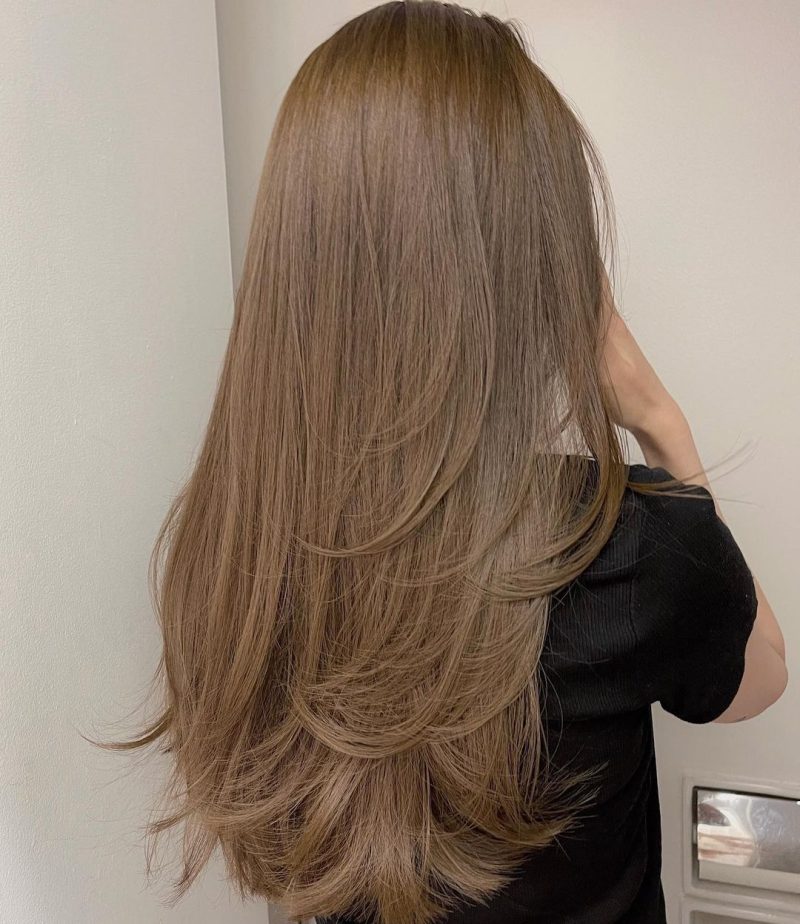 Milk Tea Hair Trend: The Asian-Inspired Color That's Taking Over In ...