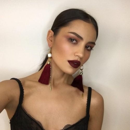Beauty Trend 2023: The Red Wine Makeup For Your Dinner Date – Ferbena ...