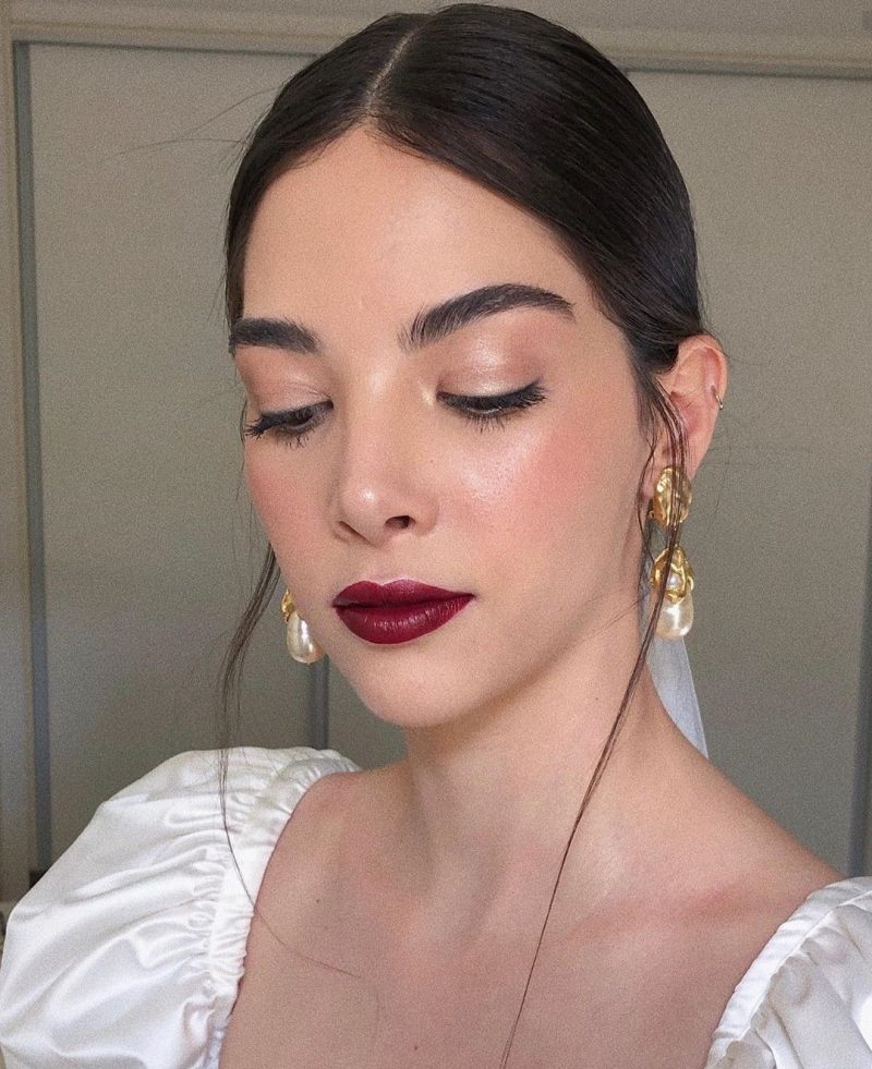Beauty Trend 2023: The Red Wine Makeup For Your Dinner Date – Ferbena.com