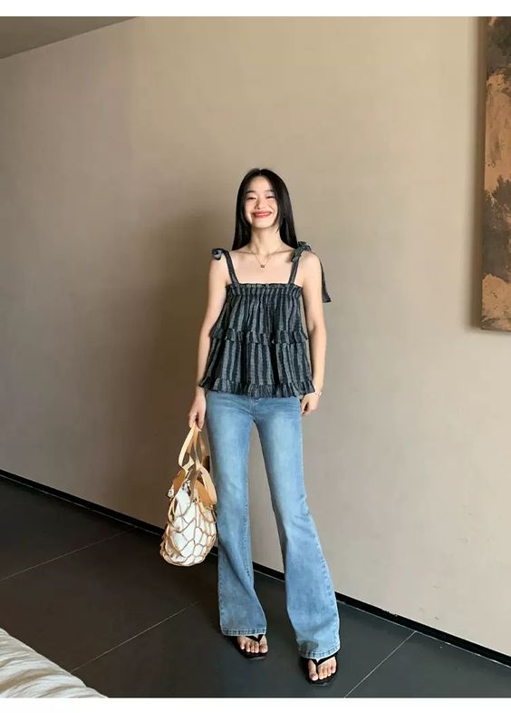 Chic Korean Style: What To Wear With A Tank Top For Summer 2024 ...