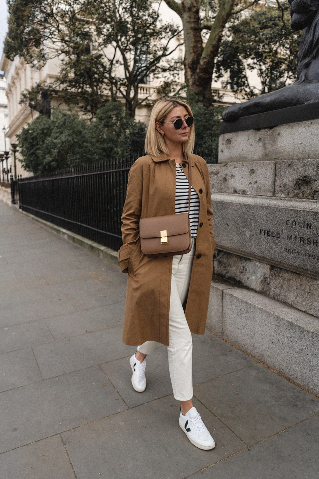Sneaker Trend 2024: How to Style Veja Sneakers With Any Outfit ...